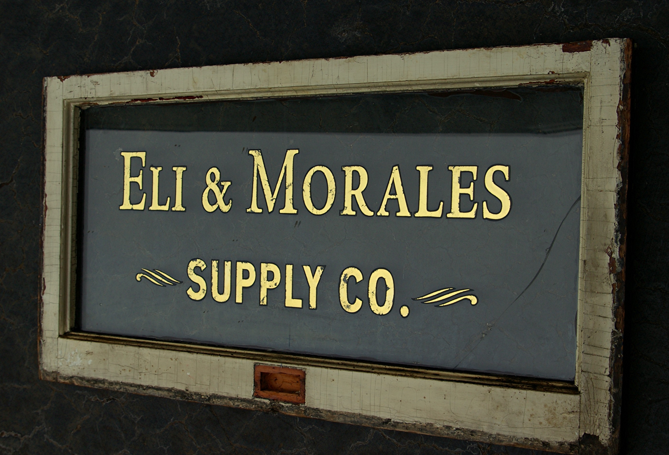 Window Lettering | Frank Smith Signs